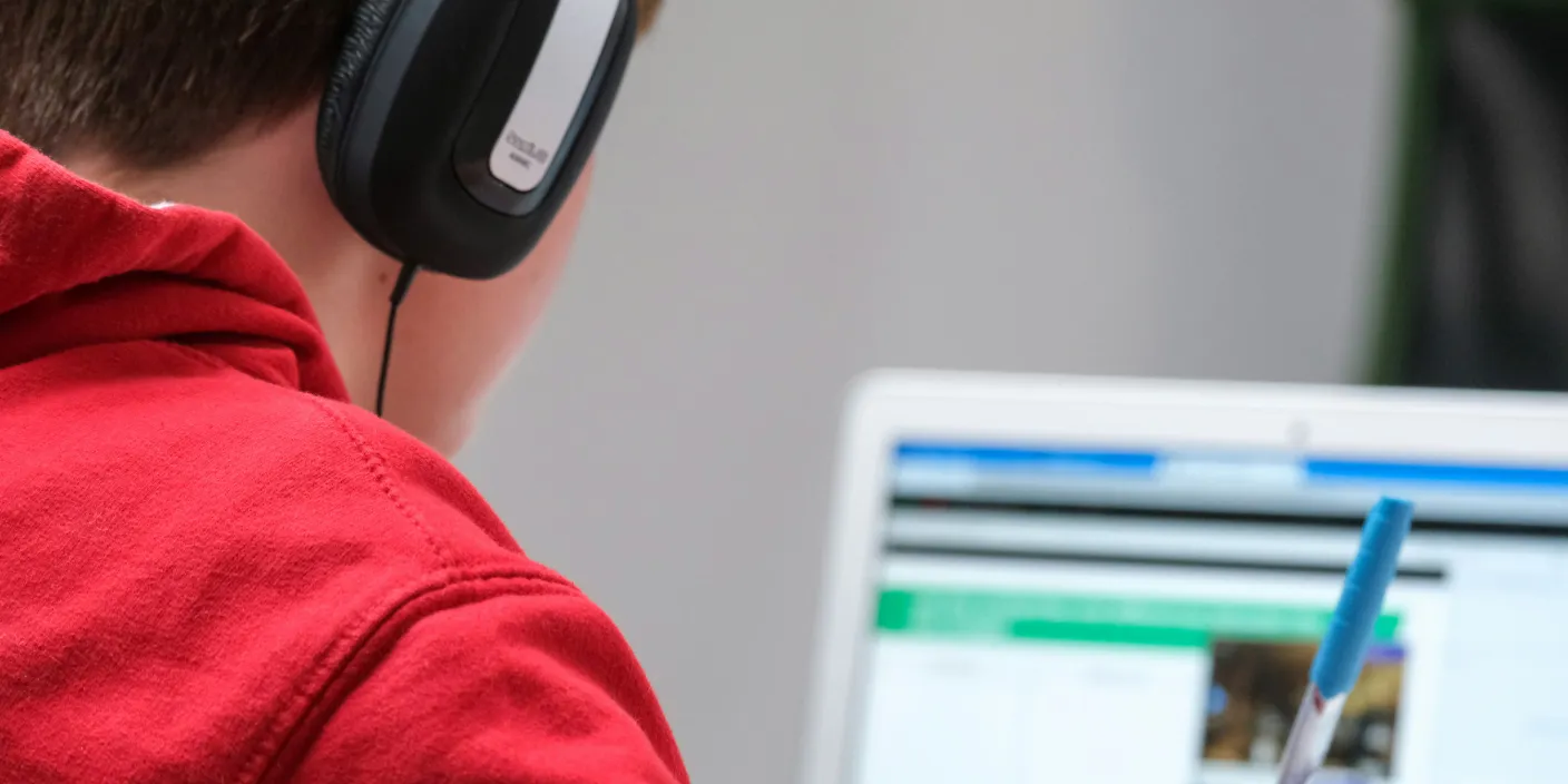 Mixlr - Use Cases - Education